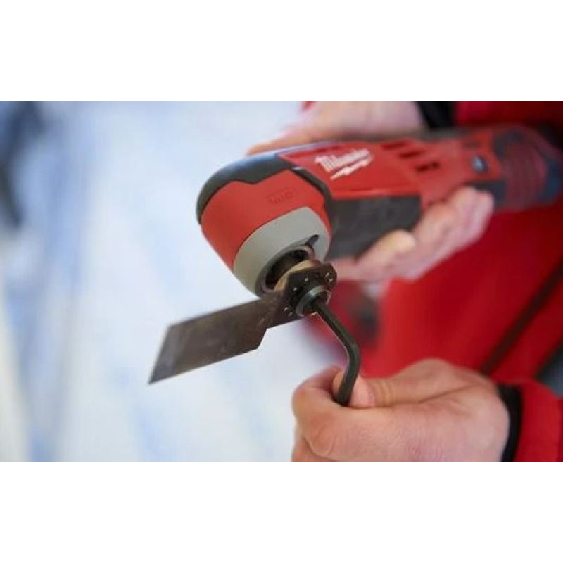 COUTEAU MULTITOOL MILWAUKEE C12 MT-402B